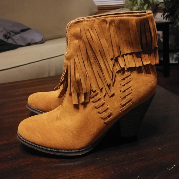 Shoes | Camel Western Boots With Fringe | Poshmark